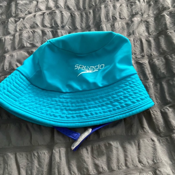 Speedo | Accessories | Speedo Toddler Suv Protested Swim Hat Medium ...